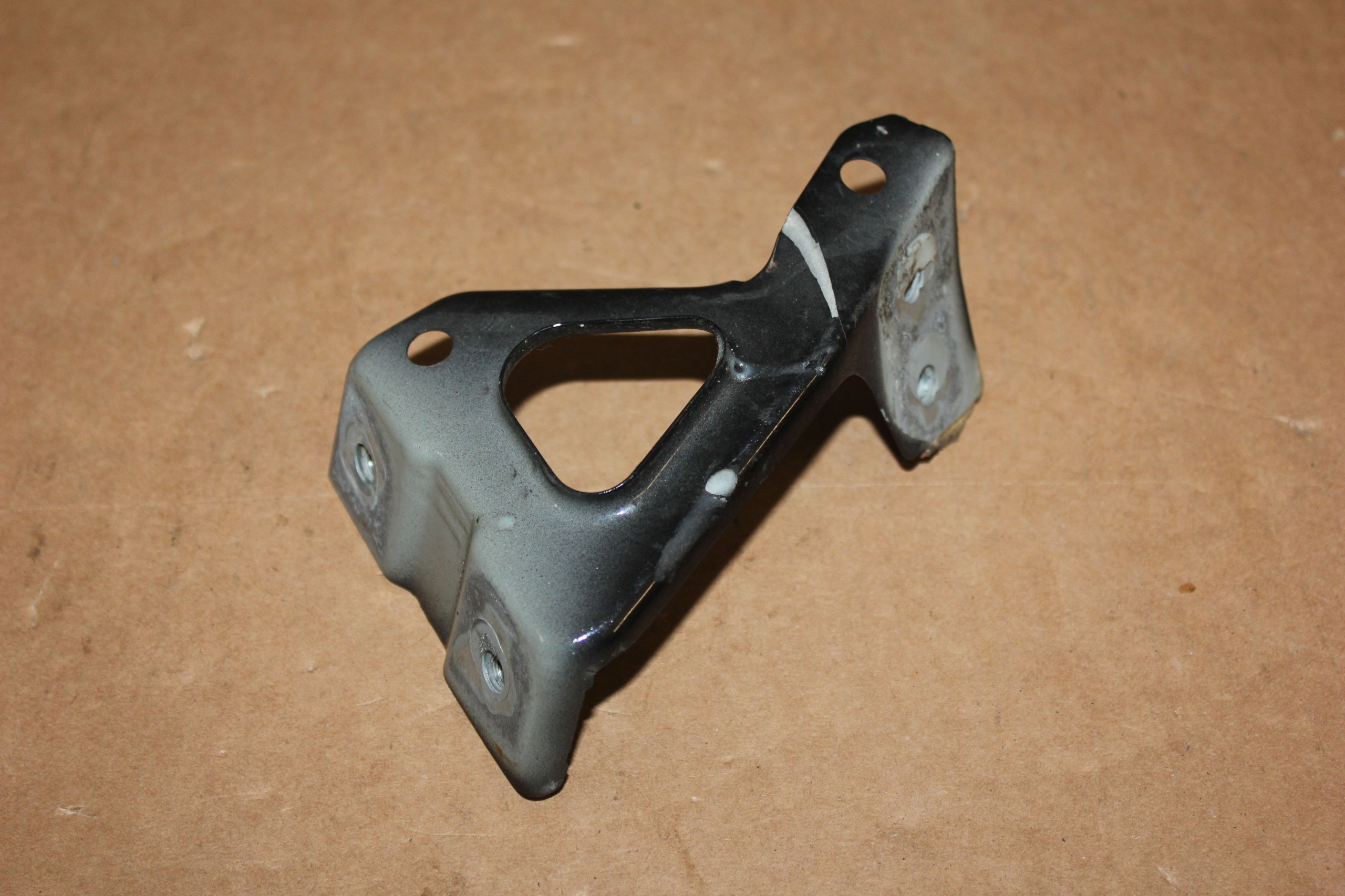 Volkswagen OE 5N0 821 135 mocowanie, błotnik - porównaj ceny - Allegro.pl