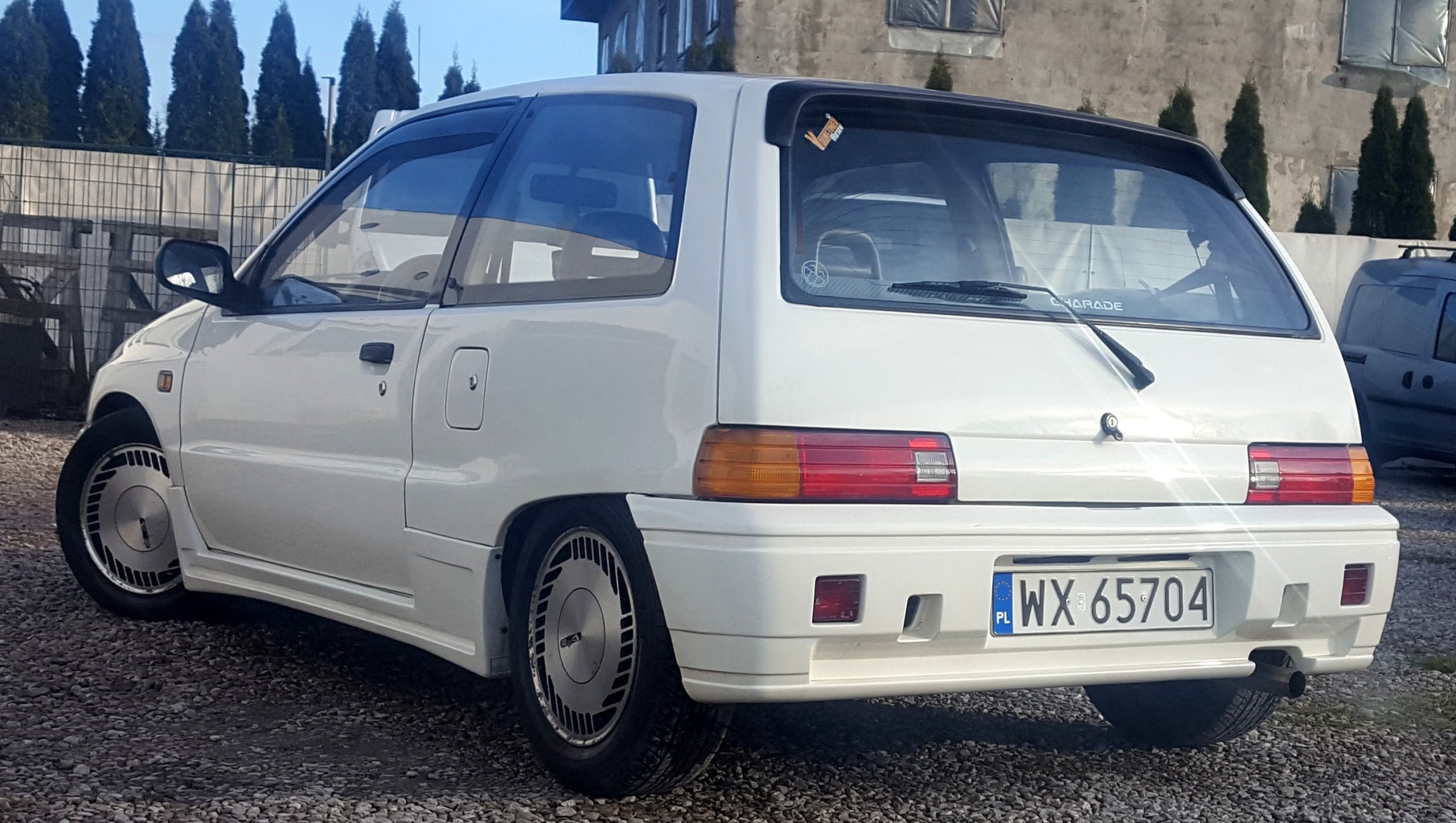 Daihatsu Charade GT ti 1.0 12v turbo 130 km - 7269467280 - oficjalne ...