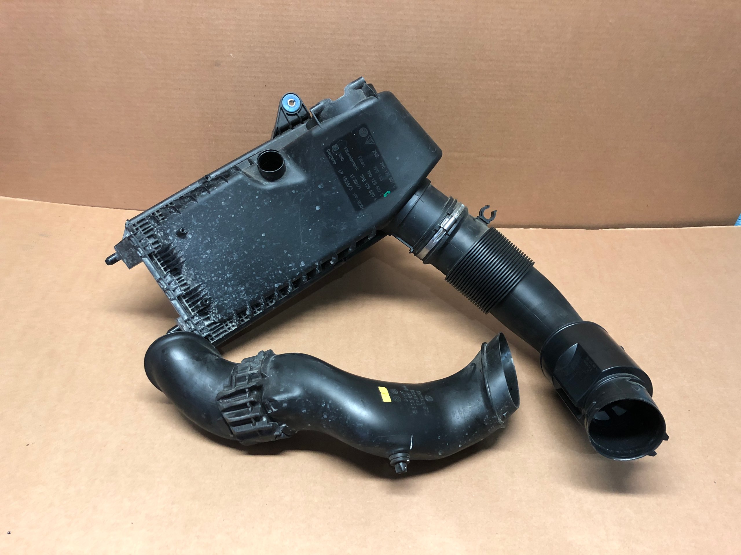 VW TOUAREG 7P 3.0TSI FILTR POWIETRZA 7P0129607C - 7229249767 ...