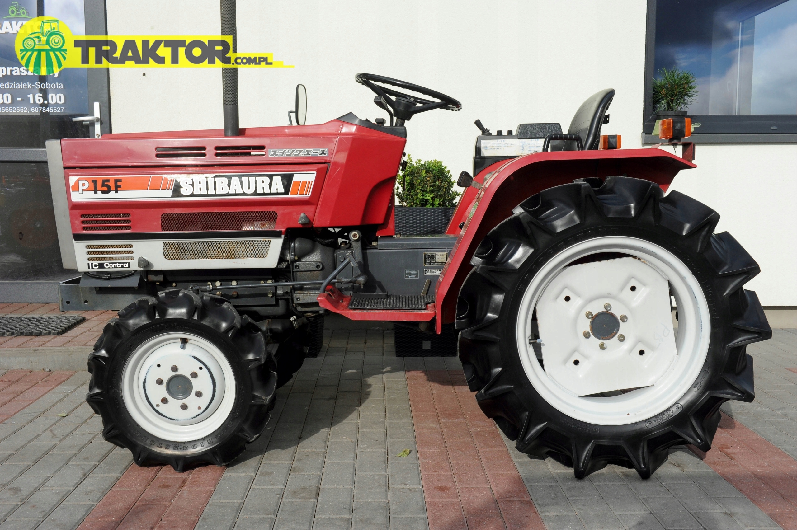 Japoński ciągnik Shibaura P15F 4x4 15KM - 7583811445 - oficjalne archiwum allegro