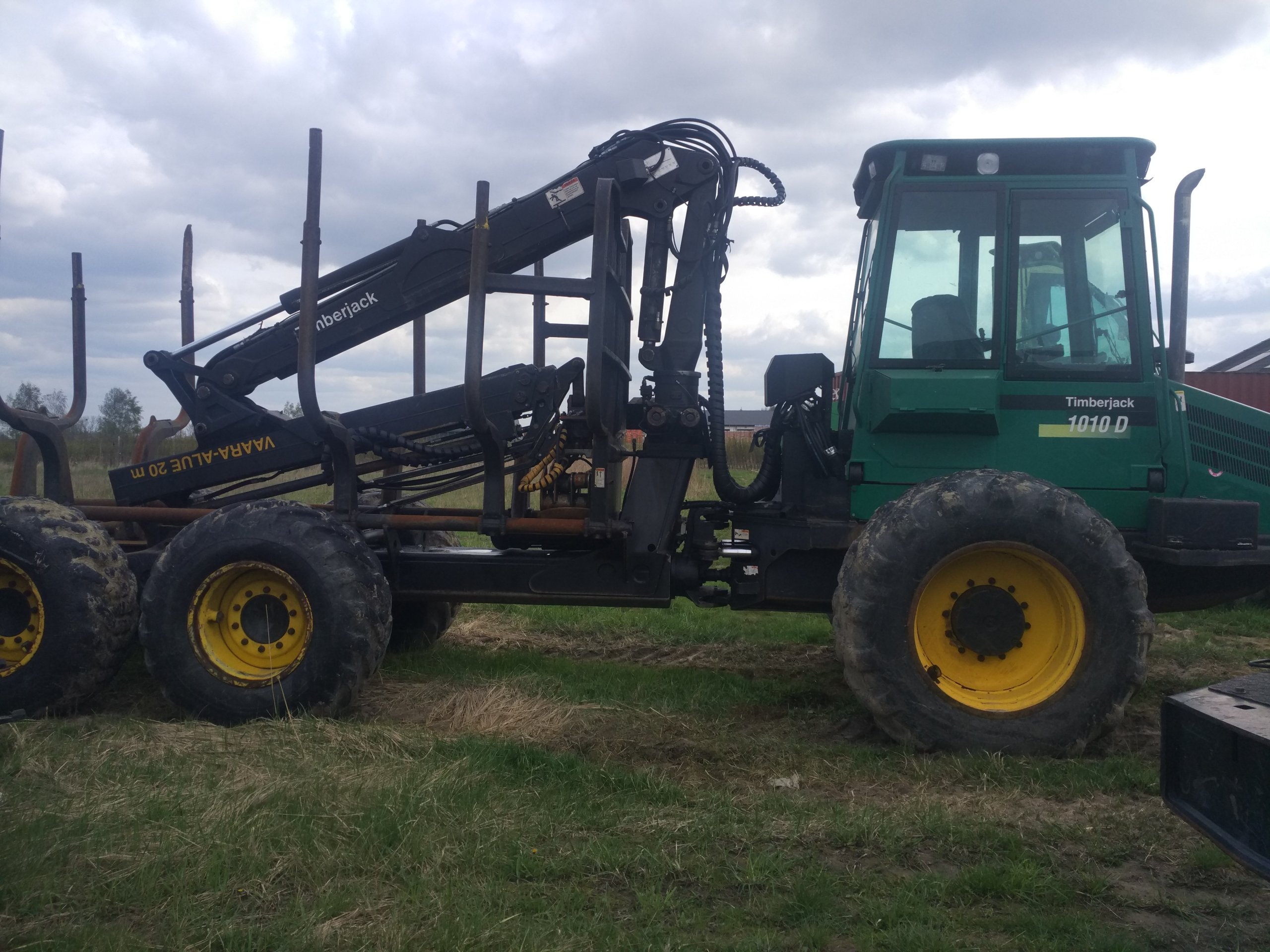 Forwarder Timberjack 1010D 2004 15700h - 7074404154 - oficjalne ...