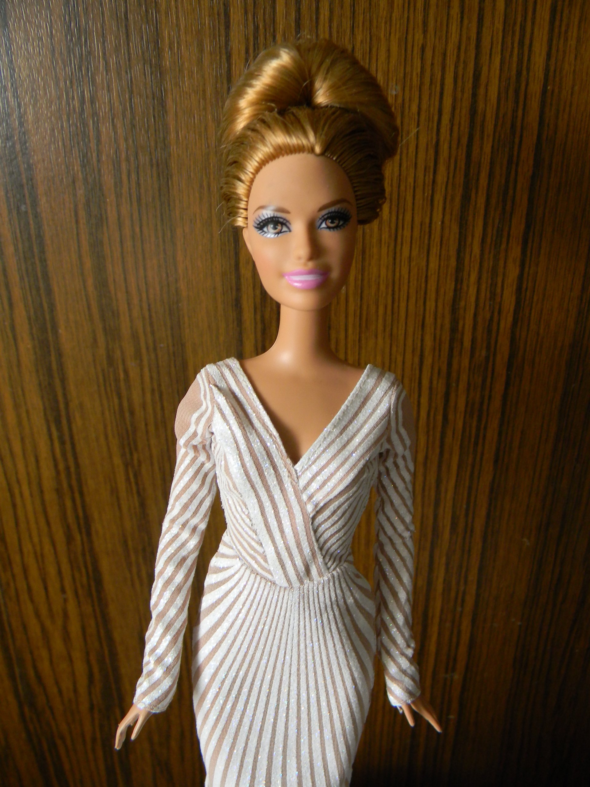 Lalka typ Jennifer Lopez Barbie - 7306727953 - oficjalne archiwum allegro
