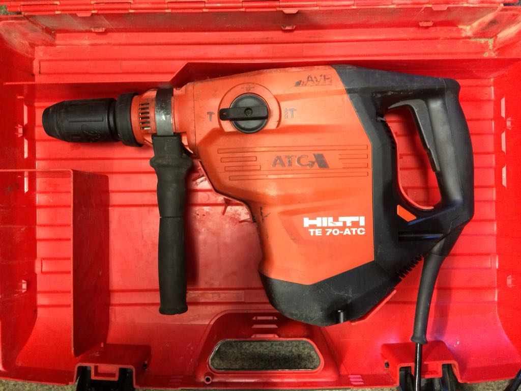 HILTI TE 70-ATC AVR - 7392090550 - oficjalne archiwum Allegro