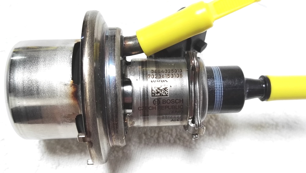 BMW WTRYSKIWACZ AdBLUE - NOWY ORYGINAŁ BMW 8514448 - 7704834526 ...