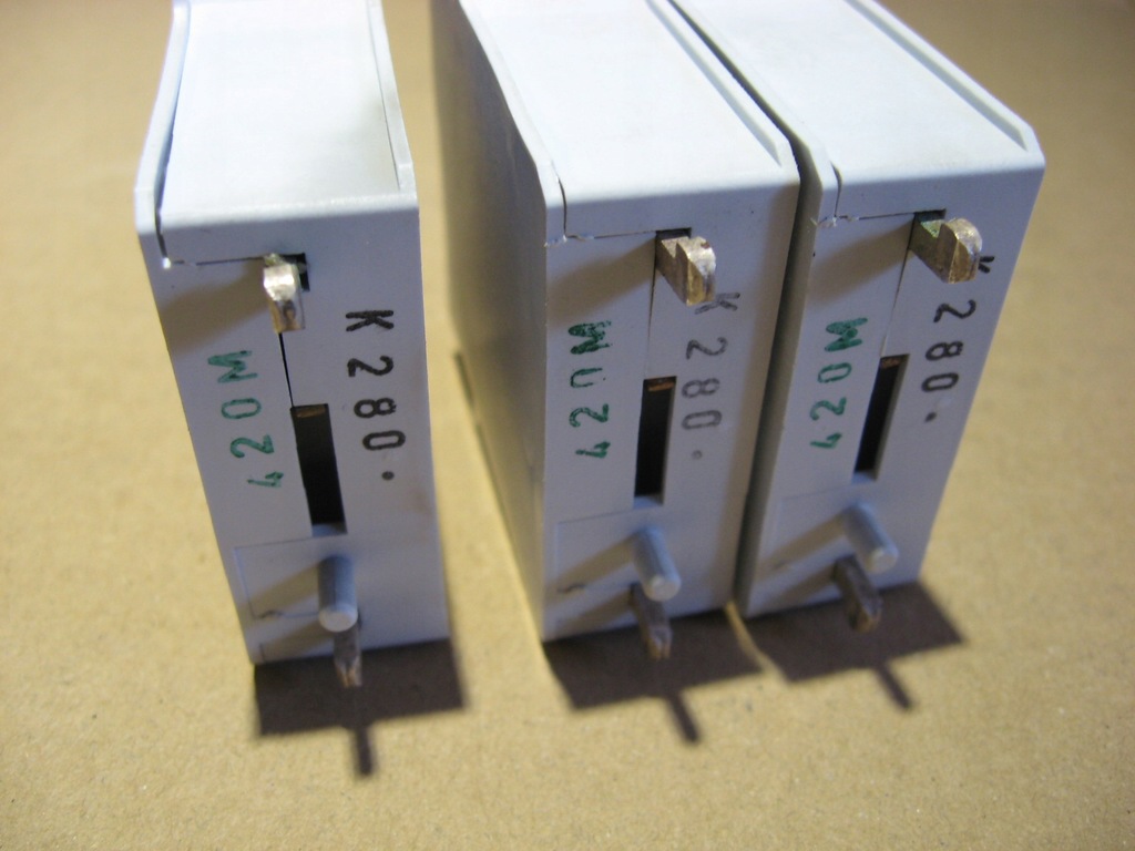 WKŁADY DO OGRANICZNIKA PRZEPIĘĆ F&G VS7-15/280 - 7585301211 - oficjalne archiwum Allegro