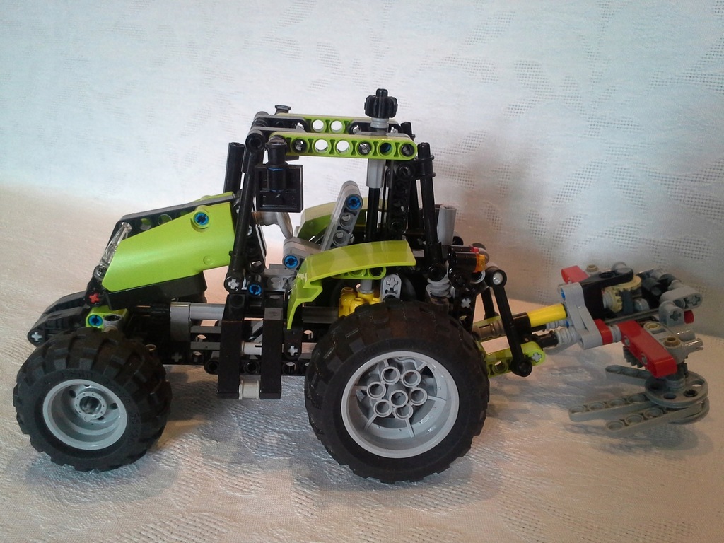 LEGO technic 9393 traktor ciągnik kosiarka pług - 7359730248 ...