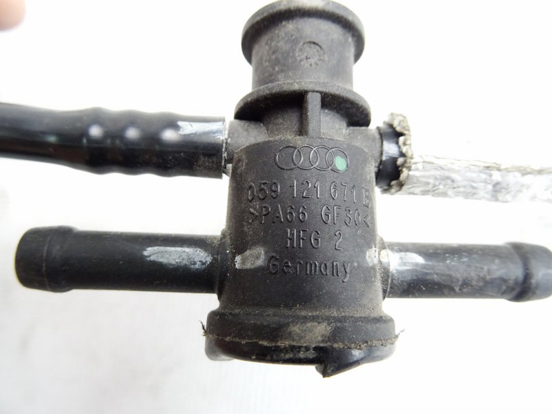 RURA WĄŻ PRZEWÓD ZAWÓR VW AUDI SEAT 059121671B - 7241854234 - oficjalne ...