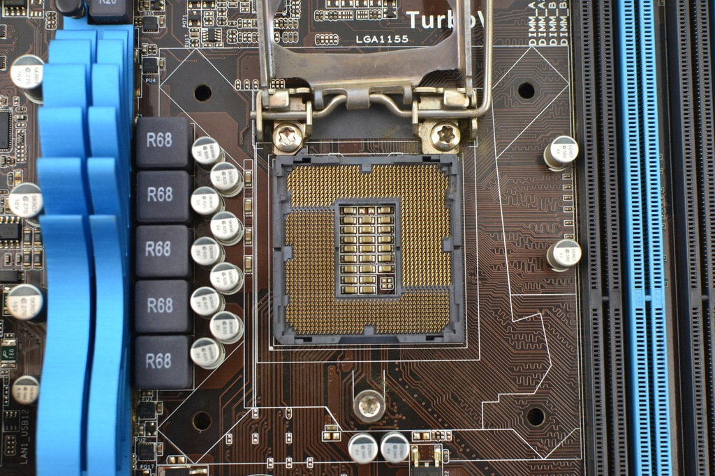 Asus P8P67 LE REV 3.0 Full Box - 7471222177 - oficjalne archiwum Allegro