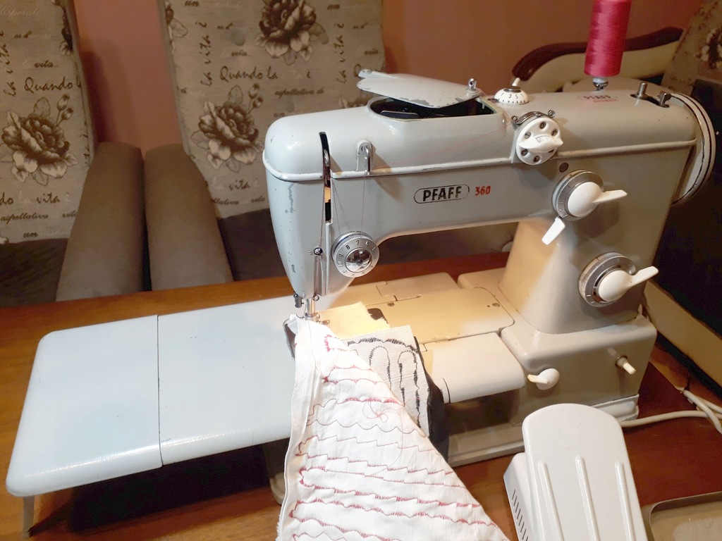 Maszyna do szycia niemiecka Pfaff 360 metalowa !!! - 7692559167 ...