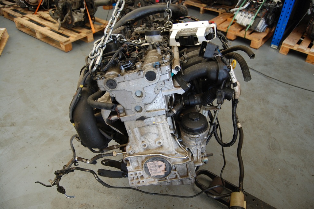 KOMPLETNY Silnik VOLVO V70 B6304T2 3.0 T6 Osprzęt - 7477064243 ...